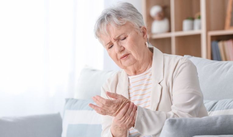 Is There a Link Between Rheumatic Diseases and Genetics? - Beacon Clinic